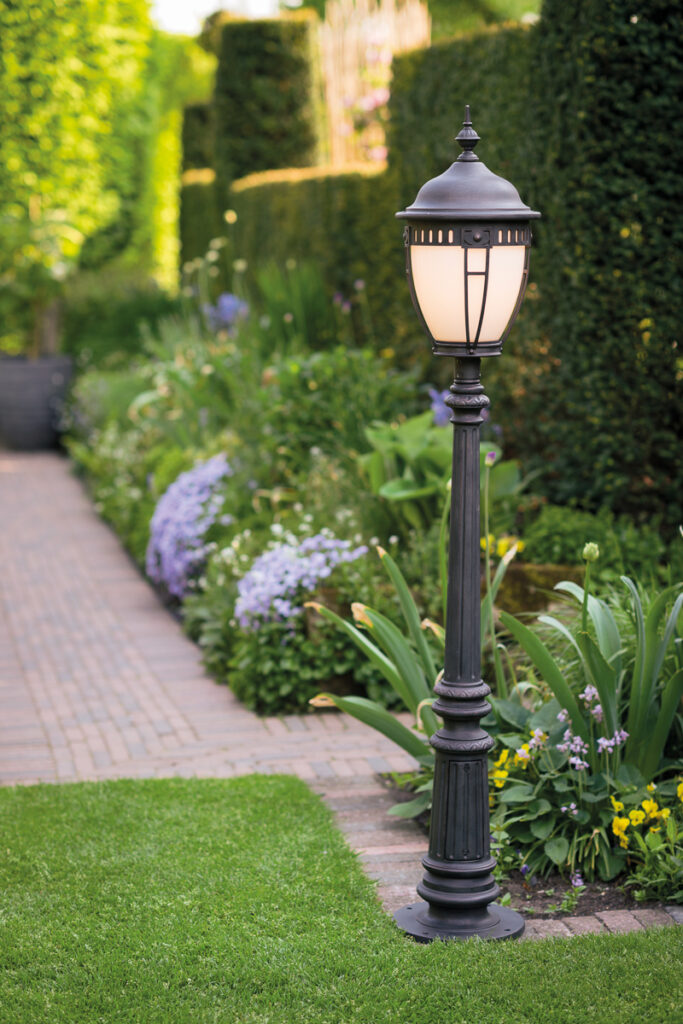 Edle stilvolle Gartenlaterne 153cm aus Schmiedeeisen